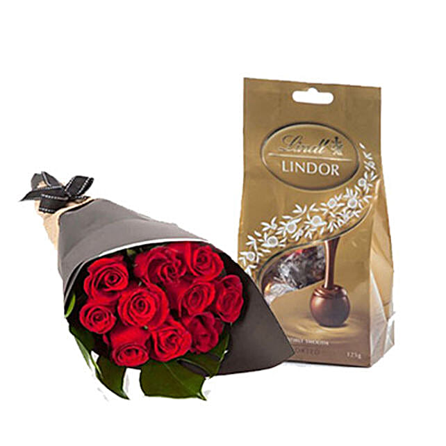 Lovely Red Roses With Chocolates australia | Gift Lovely Red Roses With ...