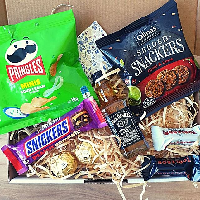 Whiskey & Munchies Box australia | Gift Whiskey & Munchies Box- FNP