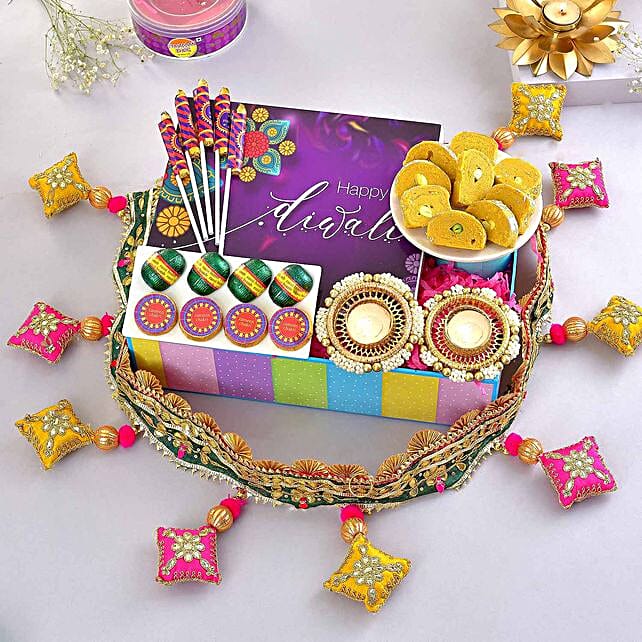 Diwali Delight Dhamaka Box bahrain | Gift Diwali Delight Dhamaka Box- FNP