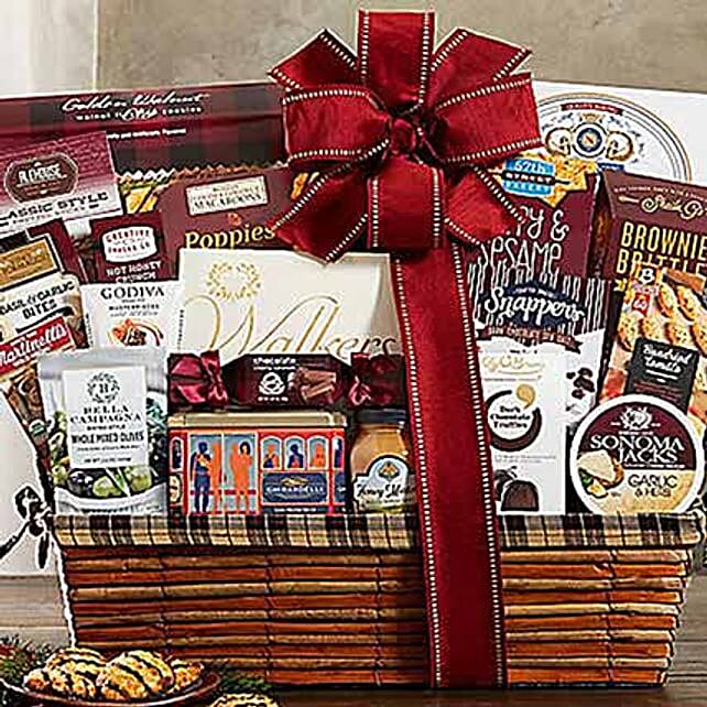The Classic Basket canada | Gift The Classic Basket- FNP