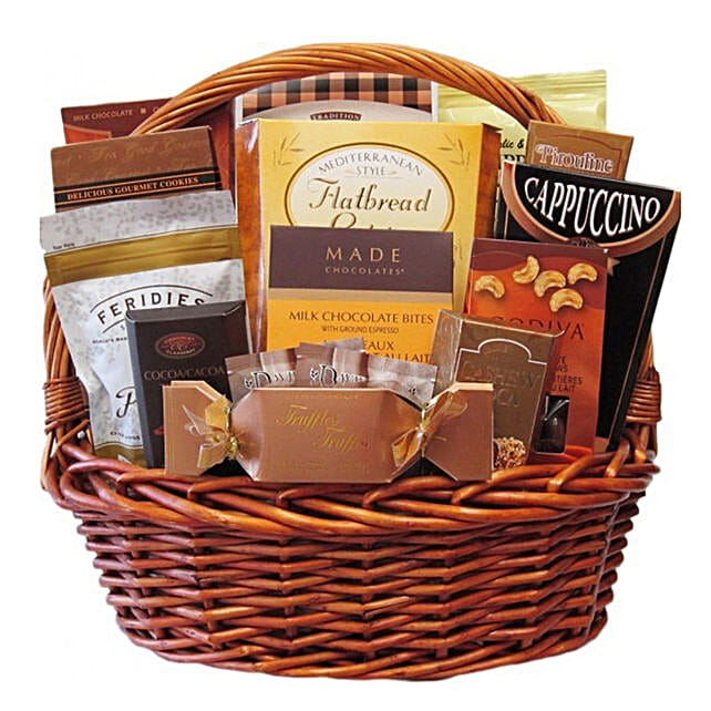Assorted Chocolate Delight Basket canada | Gift Assorted Chocolate ...