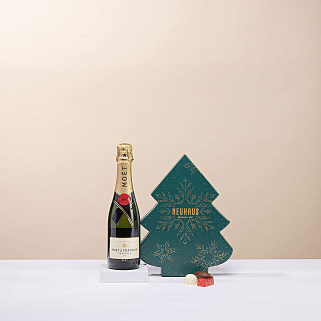 Neuhaus Christmas Tree & Moet & Chandon Champagne denmark | Gift ...