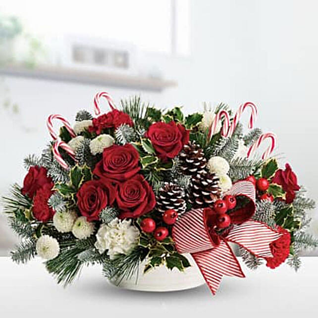 Merry Christmas Roses And Carnations Arrangement indonesia | Gift Merry ...