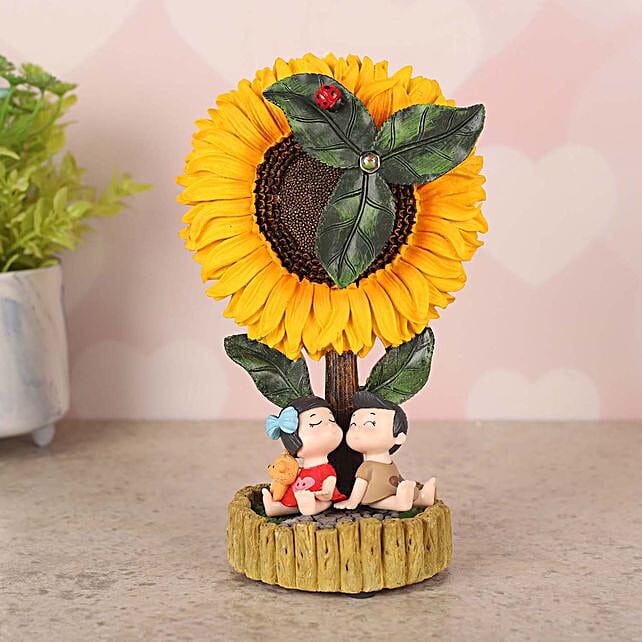 Buy/Send Musical Sunflower Couple Figurine Online- FNP
