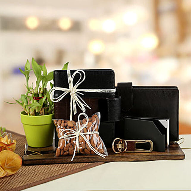 Buy/Send Good Luck Plant Hamper Online- FNP