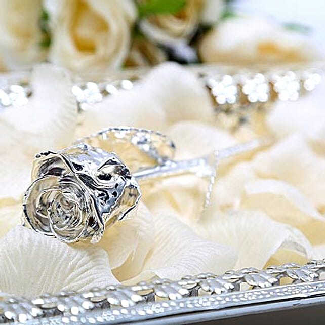 Buy/Send Forever Silver Roses Online- FNP