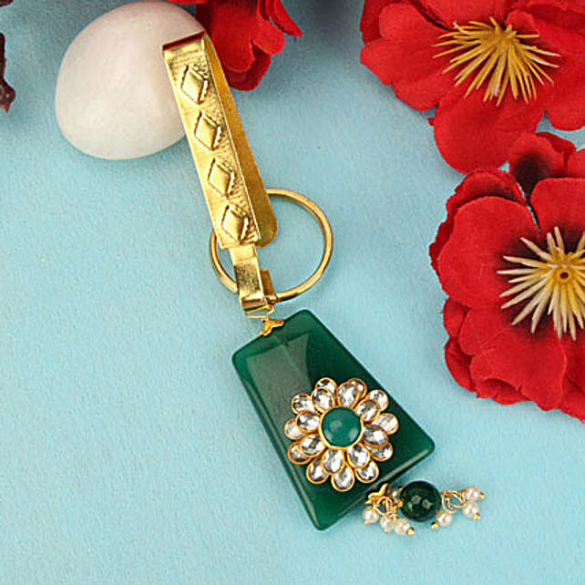 Buy/Send Evergreen Keychain Online- FNP