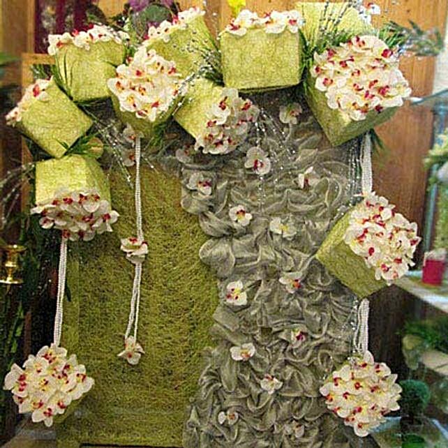 Buy/Send Hanging Floral Box Decoration Online- FNP