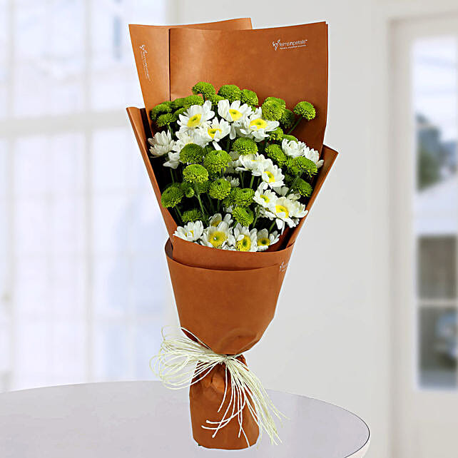 Buy/Send Daisy Bunch With Green Button Online- FNP