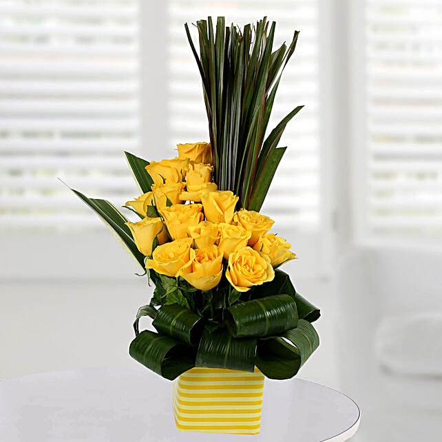 Buy/Send Enchanting Yellow Rose Arrangement Online- FNP
