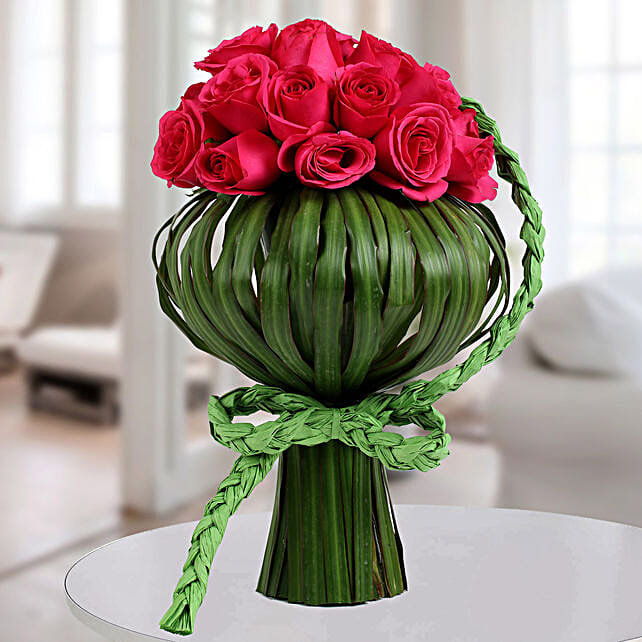 Buy/Send Lovely Pink Rose Arrangement Online- FNP