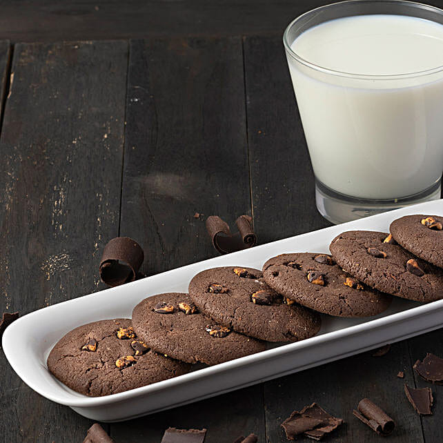 Buy/Send Choco Chip Cookies Box Online- FNP