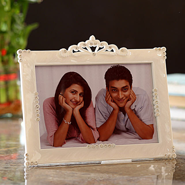 Buy/Send Personalised Designer Border Photo Frame Online- FNP