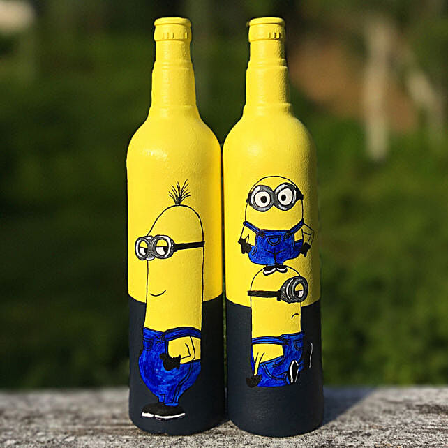 Buy/Send Minions Bottle Pair Online- FNP