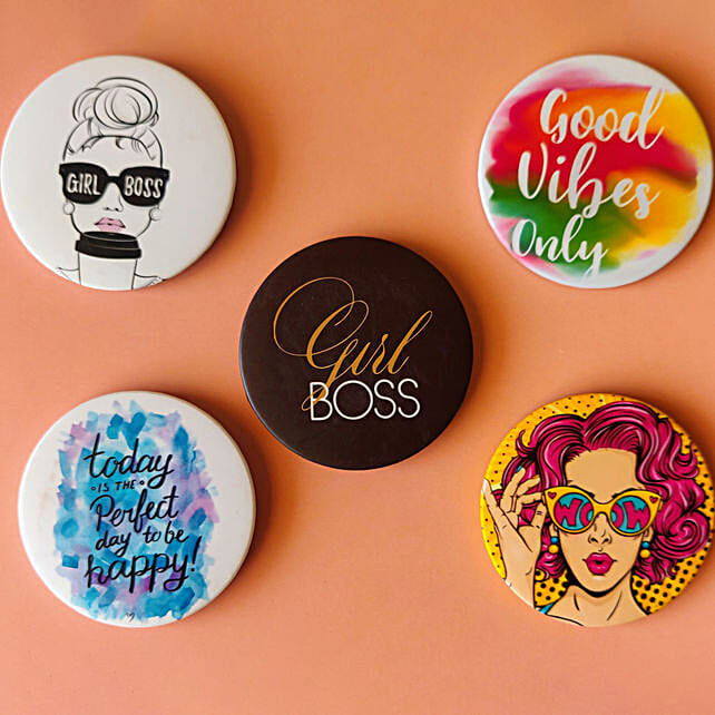 Buy/Send WOW Badge Magnet Set Online- FNP