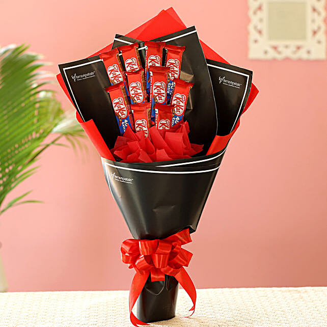 Buy/Send Dark Passion KitKat Choco Bouquet Online- FNP