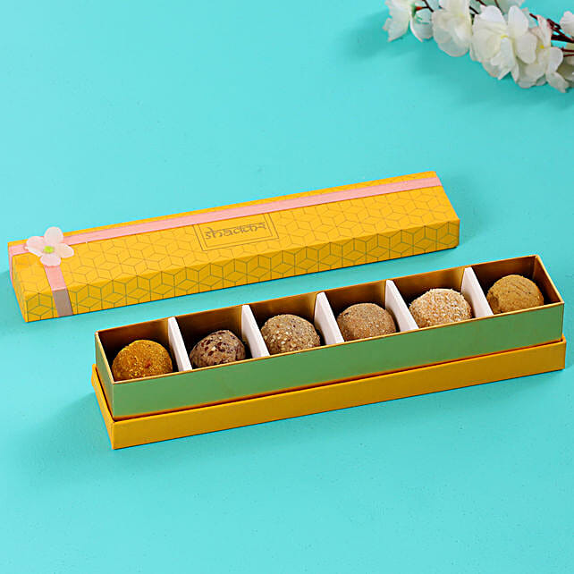 Buy/Send Festive Ladoo Box Online- FNP