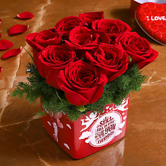 Buy/Send Bunch Of 9 Red Roses In Fall In Love Sticker Vase Online- FNP