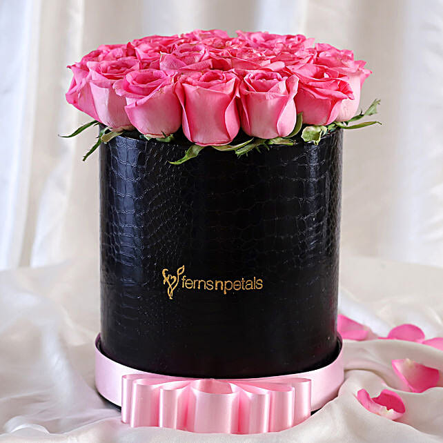 Buy/Send Luxury Roses FNP Style Arrangement For Mom Online- FNP