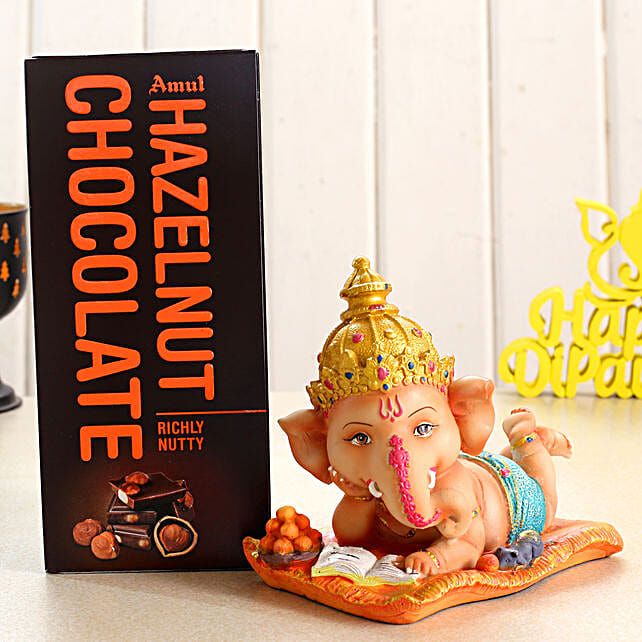 Buy/Send Adorable Ganesha Idol & Amul Chocolate Online- FNP