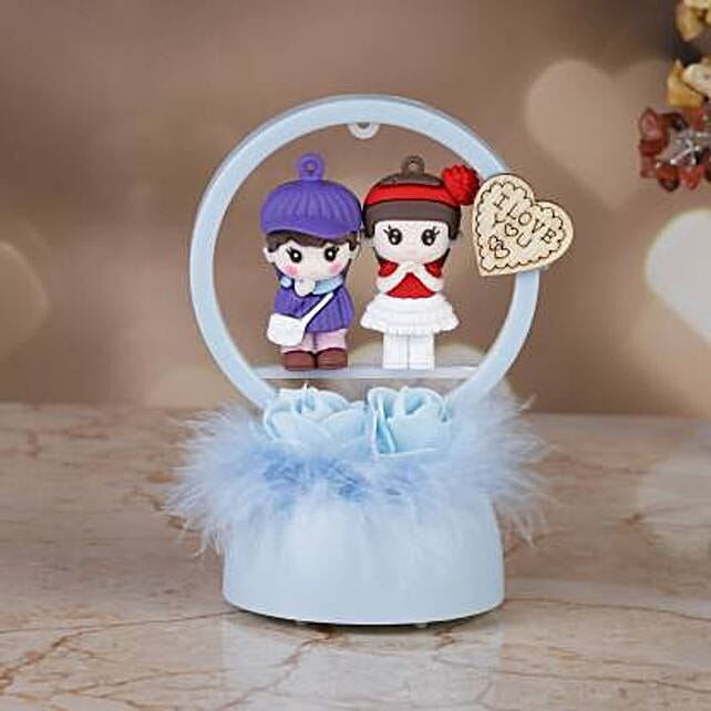 Buy/Send showpiece gift mp8 Online- FNP