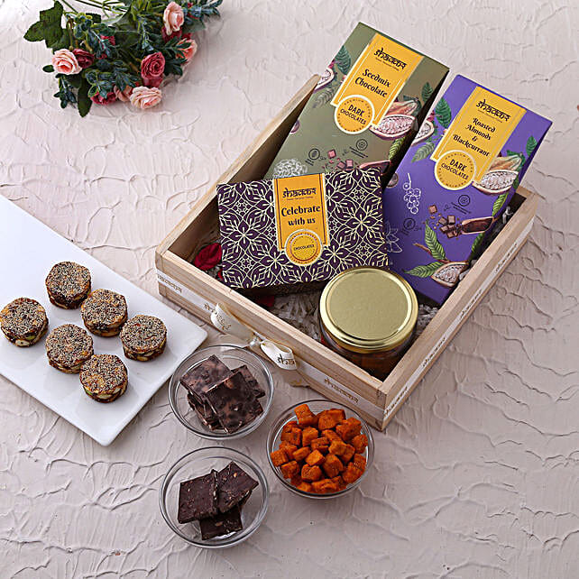 Buy/Send Shakkar Chocolate Hamper Online- FNP