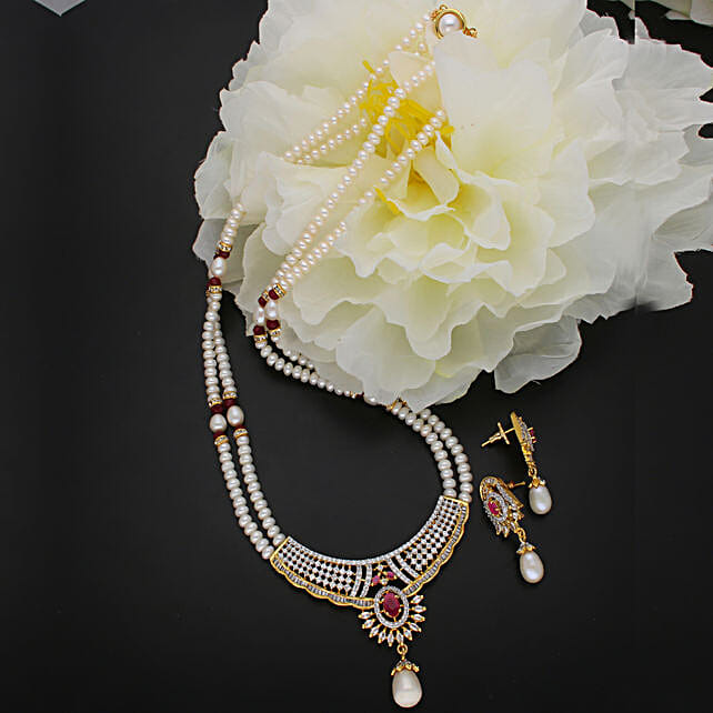 Buy/Send Sri Jagdamba Pearls Spectacular Necklace Set Online- FNP