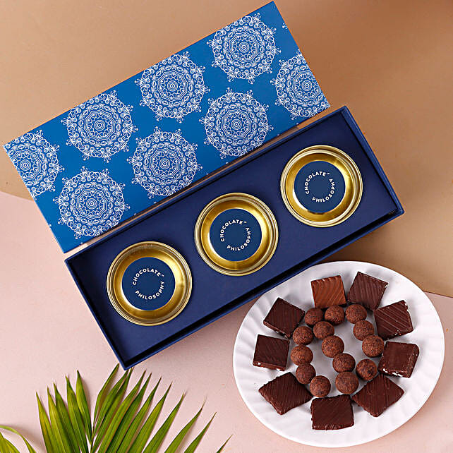Buy/Send Chocolates Festive Delight Box Online- FNP