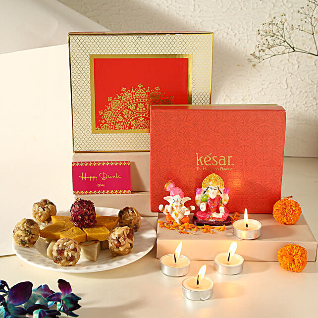 Buy/Send Diwali Celebration Sweets With Idols N Candle Online- FNP