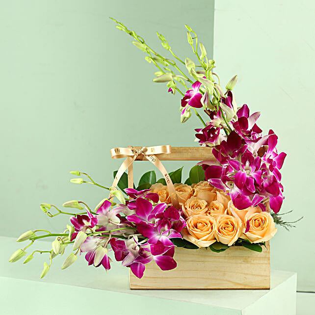 Buy/Send Soulful Expression Floral Arrangement Online- FNP