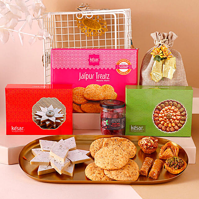 Buy/Send Victorian White Small Basket Hamper Online- FNP