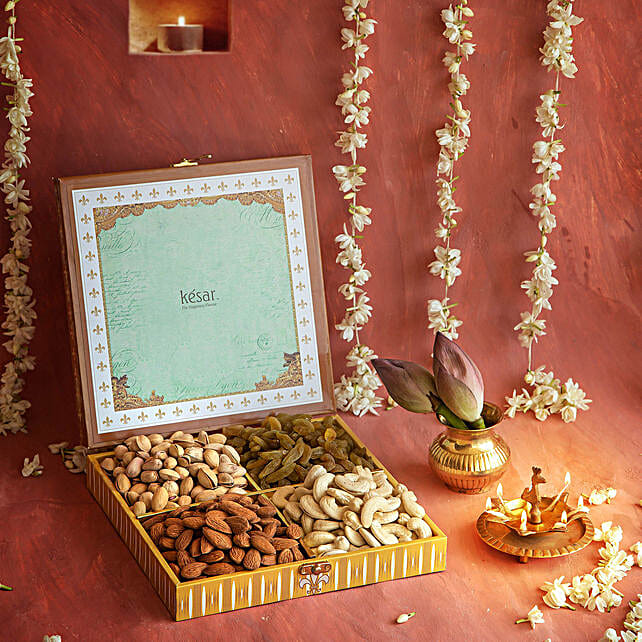 Buy/Send Lilly Victorian Fancy Dry Fruits Box Online- FNP