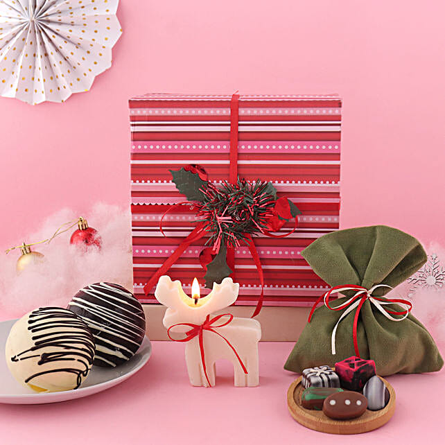 Buy/Send Shakkar Santa Treat Special Hamper Online- FNP