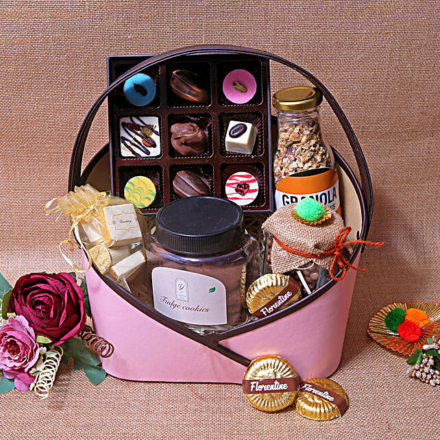 Buy/Send Fabulous Bag Of Sweet Goodies Online- FNP