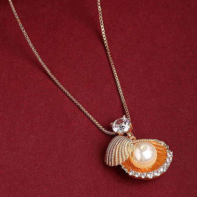 Buy/Send Seashell Pearl Locket Online- FNP