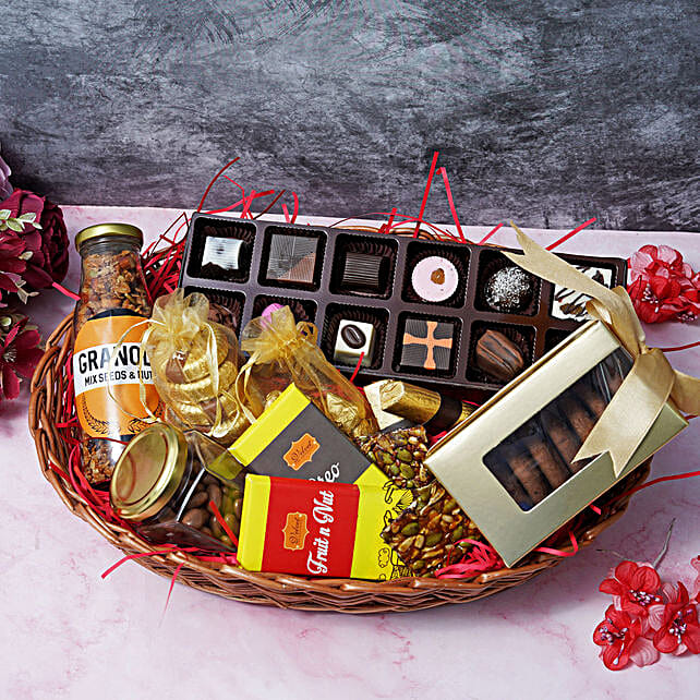 Buy/Send Goodies Overloaded Basket Online- FNP