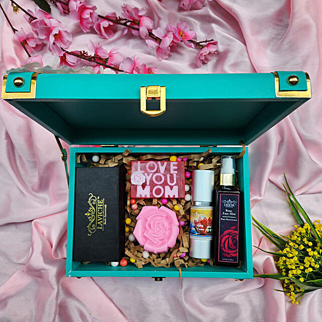 Buy/Send Beauty of Nature Premium Gift Box Online- FNP