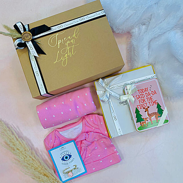 Buy/Send New Born Happiness Gift Box Online- FNP