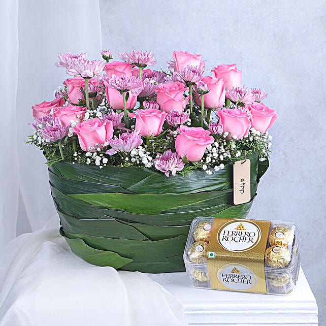 Buy/Send Beautiful Daisy With Delicious Chocolates Combo Online- FNP