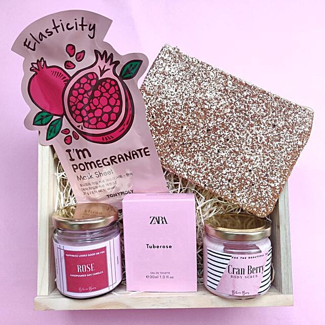 Buy/Send Luxury Hamper For Her Online- FNP