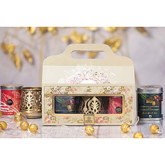 Buy/Send Zoroy Delightful Goodies Gift Box Online- FNP