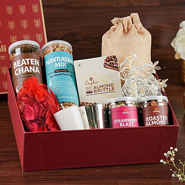 Buy/Send Omay Foods Fusion Treats Diwali Box Online- FNP