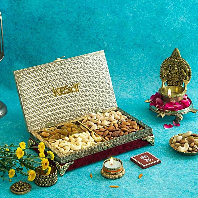 Buy/Send Kesar Dryfruits Festive Box Online- FNP