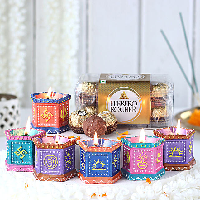 Buy/Send Intricate Hatri Diyas Luxurious Gift Combo Online- FNP