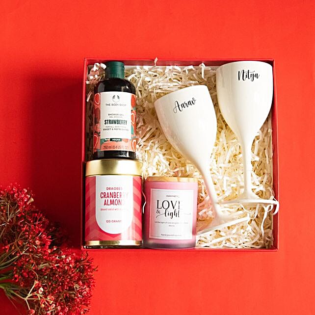 Buy/Send Personalised Luxury Assortment Box Online- FNP