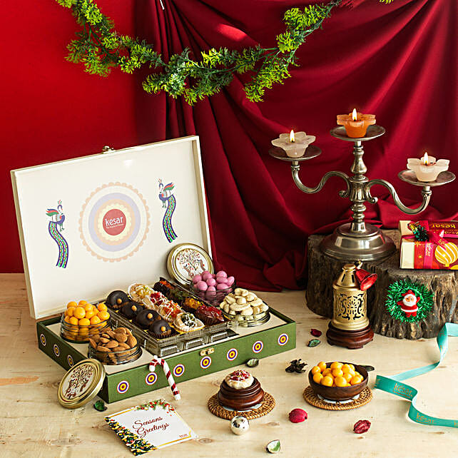 Buy/Send Christmas Goodies Gift Box Online- FNP