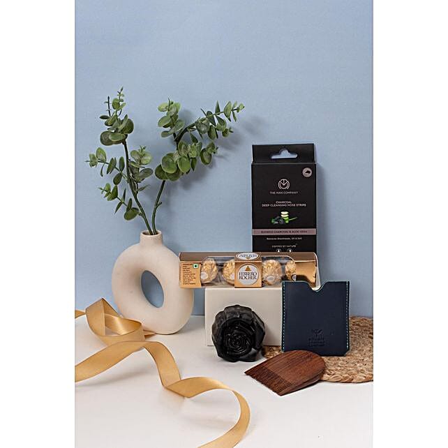 Buy/Send Mr.Gentleman Gift Set Online- FNP