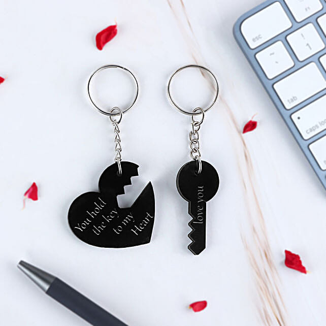 Buy/Send Love Lock Keychain Duo Online- FNP