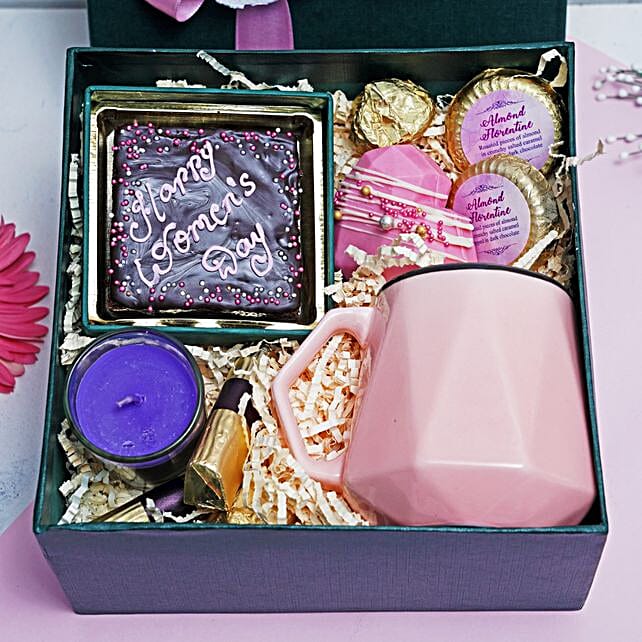 Buy/Send Sweet Gratitude Women's Day Gift Set Online- FNP