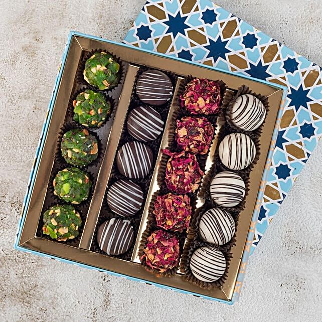 Buy/Send Assorted Sweet Wishes Gift Box Online- FNP